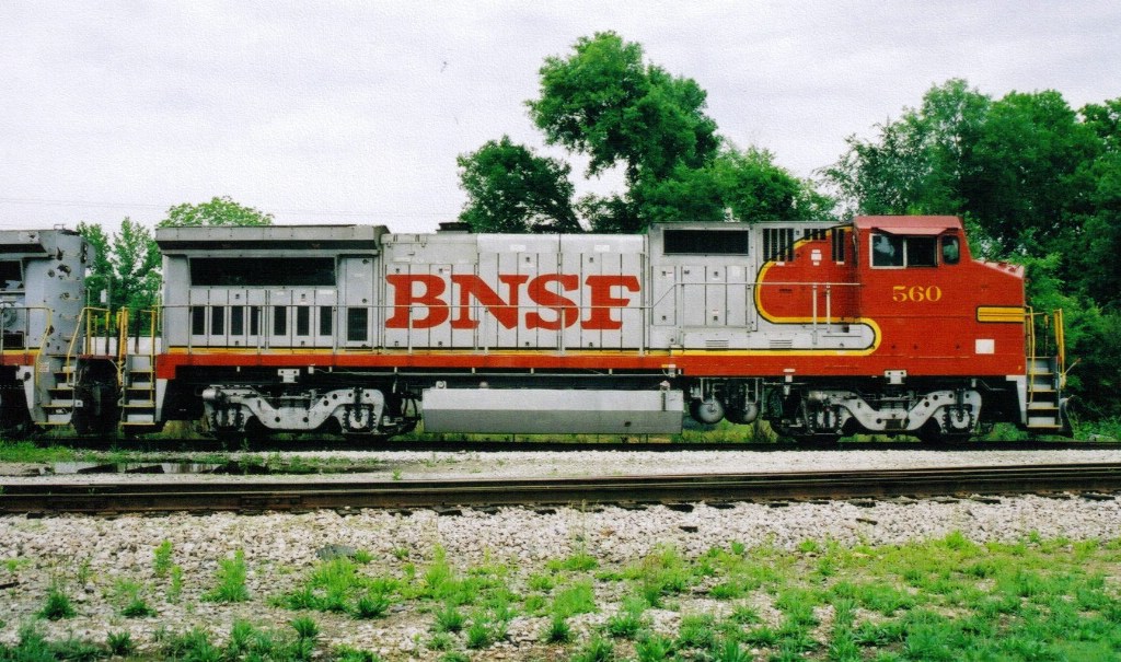 BNSF 560